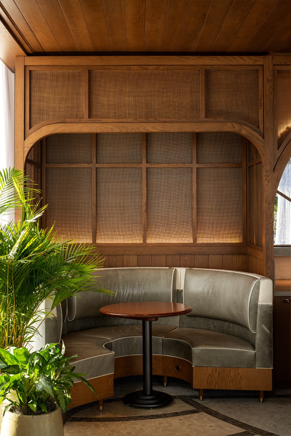 Cora Water Street Tampa | New Luxury Apartments in Tampa, FL